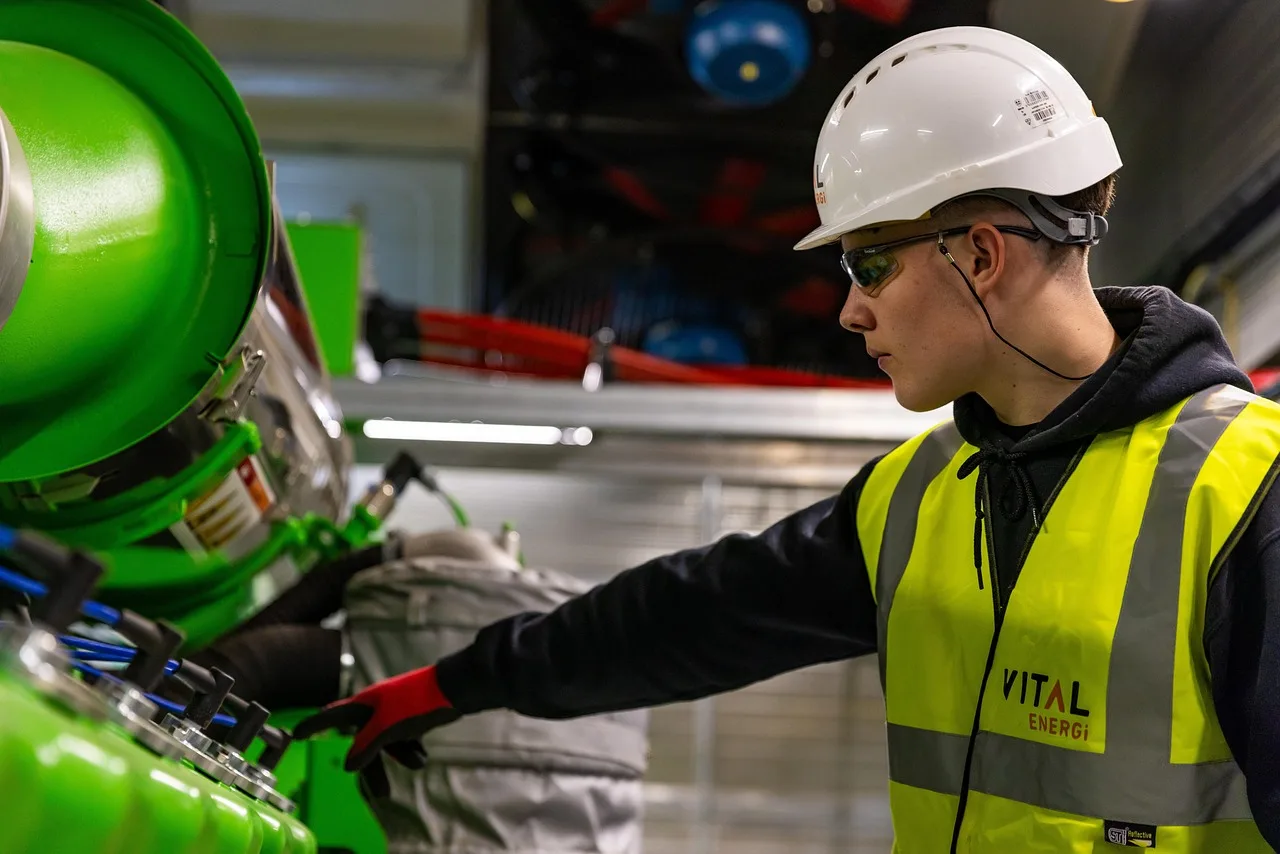 SAFE TEK SHORT COURSES - Safetek Global